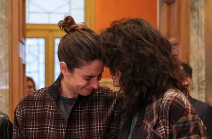 Οι πρώτες γυναίκες που παντρεύτηκαν στην Ελλάδα μιλάνε για το γάμο τους στο «Στούντιο 4 ...