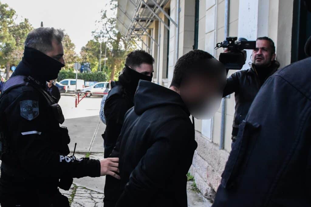 Κλειδωμένη για 15 ημέρες ήταν η 32χρονη που κακοποιούσε ο σύζυγος της | dimosio.gr