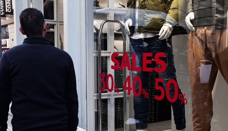 Ξεκίνησαν σήμερα οι χειμερινές εκπτώσεις | dimosio.gr